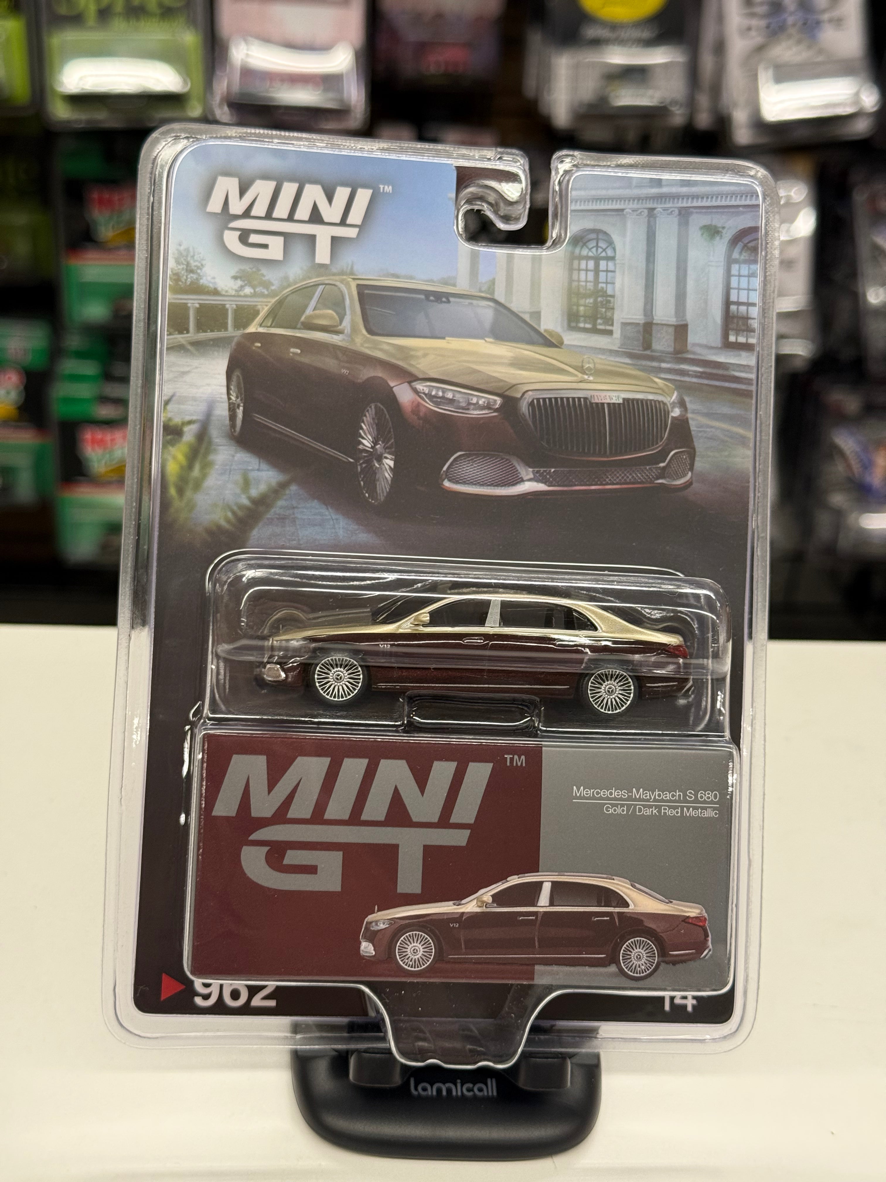 Mini GT 962 Mercedes-Maybach S 680 Gold/Dark Red Metallic – Diecastz