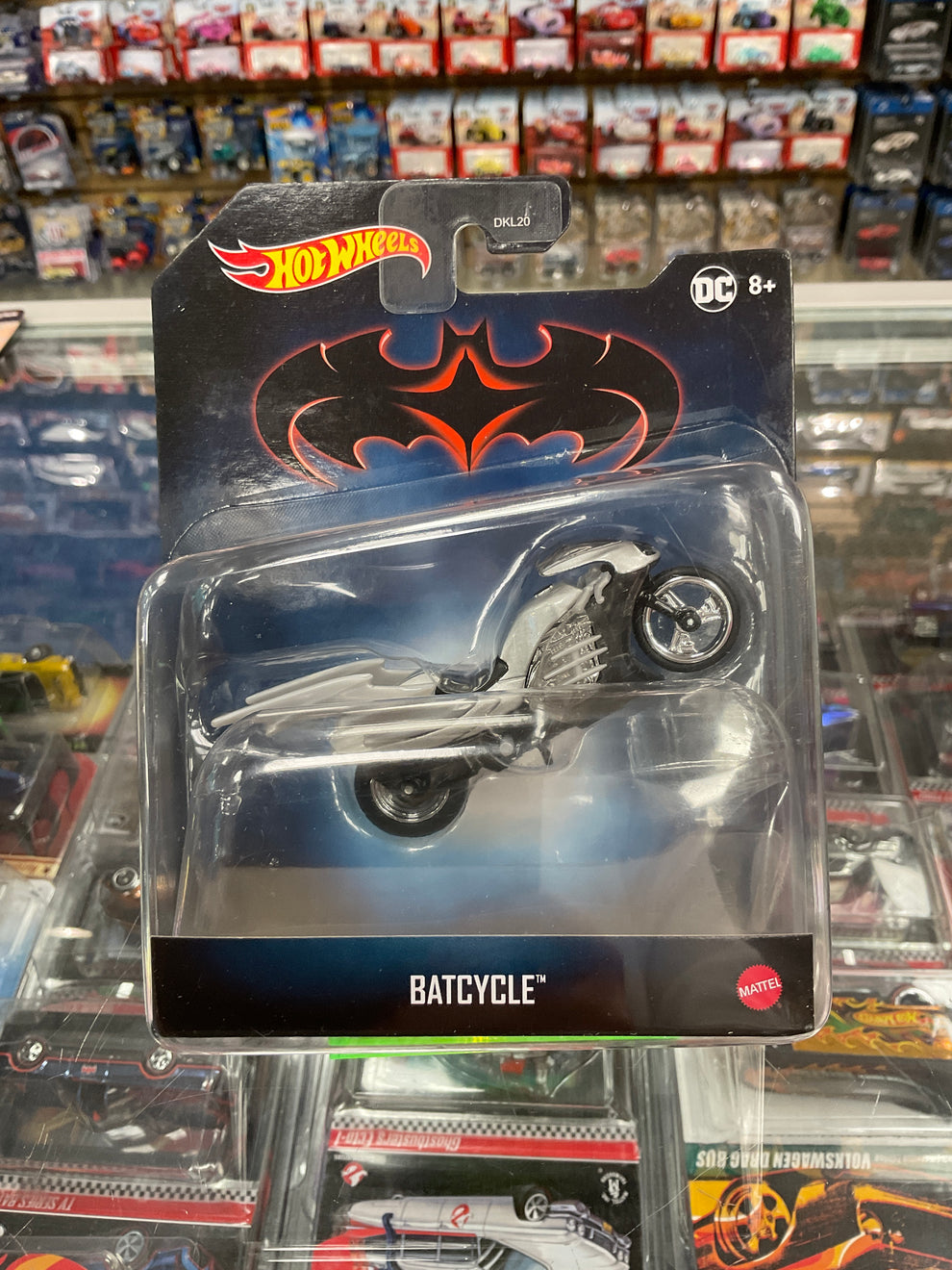 Hot wheels 1:50 Batman and Robin Batcycle – Diecastz